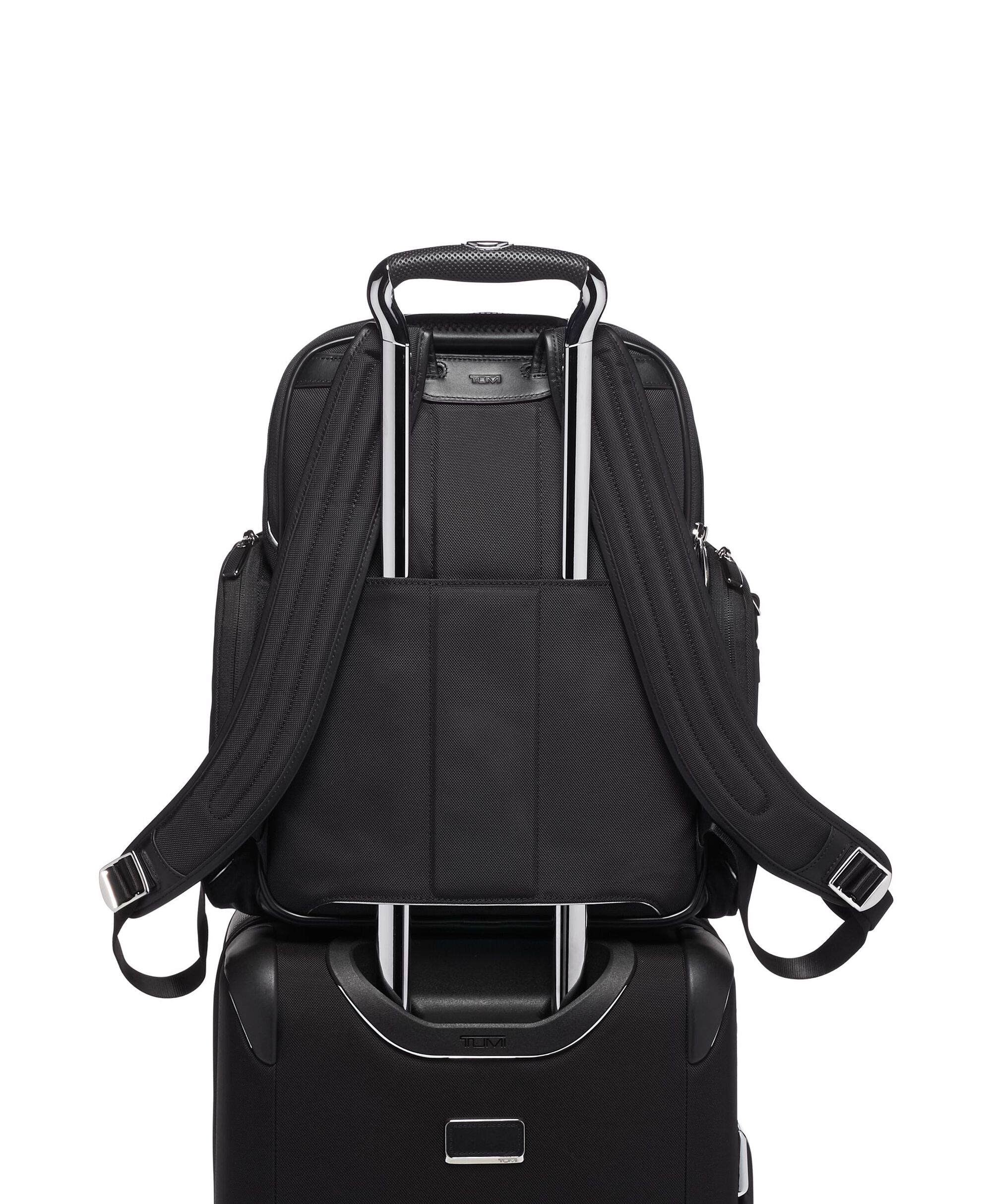 ARRIVE LARSON BACKPACK | TUMI Indonesia
