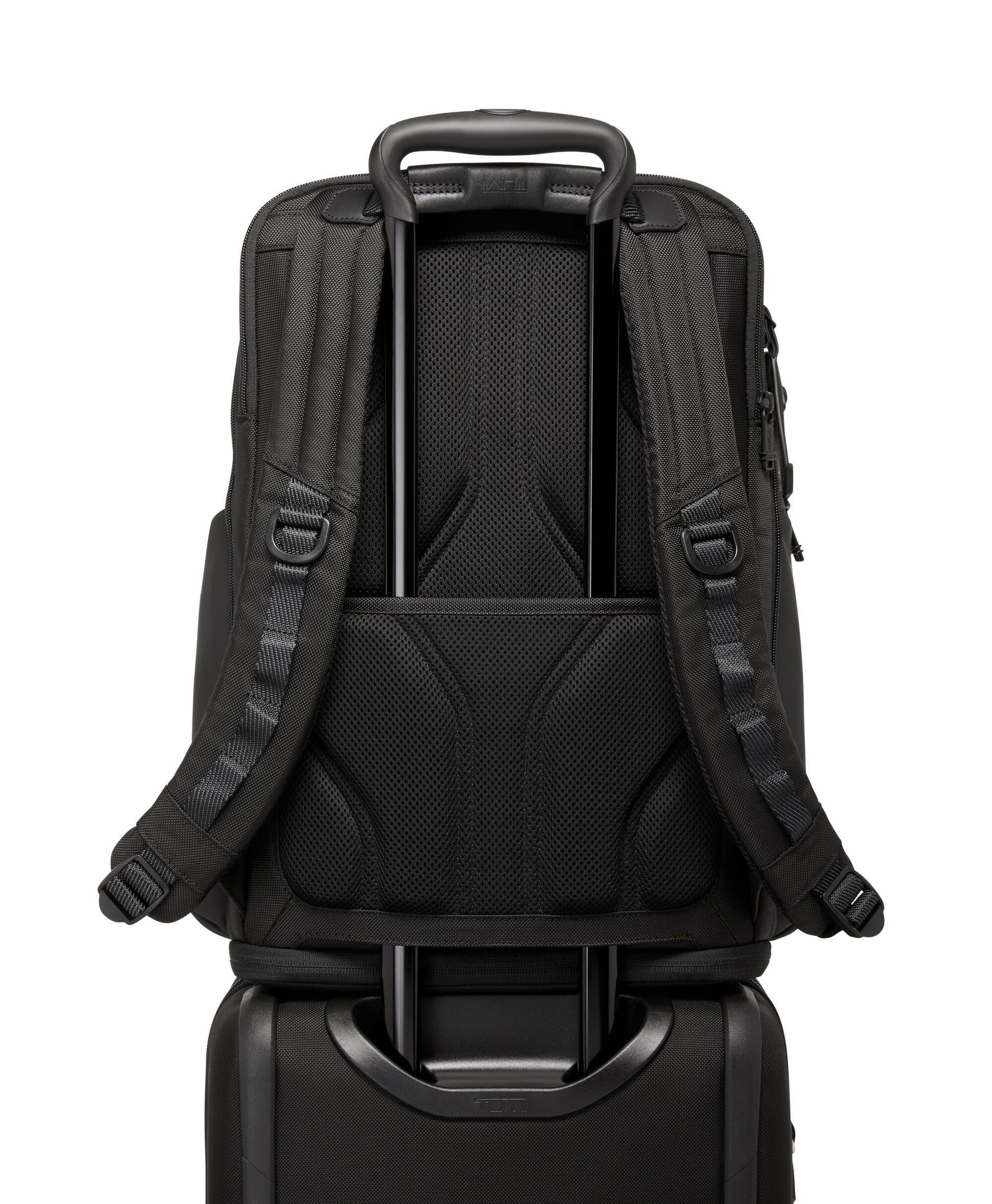 Tumi ALPHA BRAVO NOMADIC BACKPACK | TUMI Indonesia