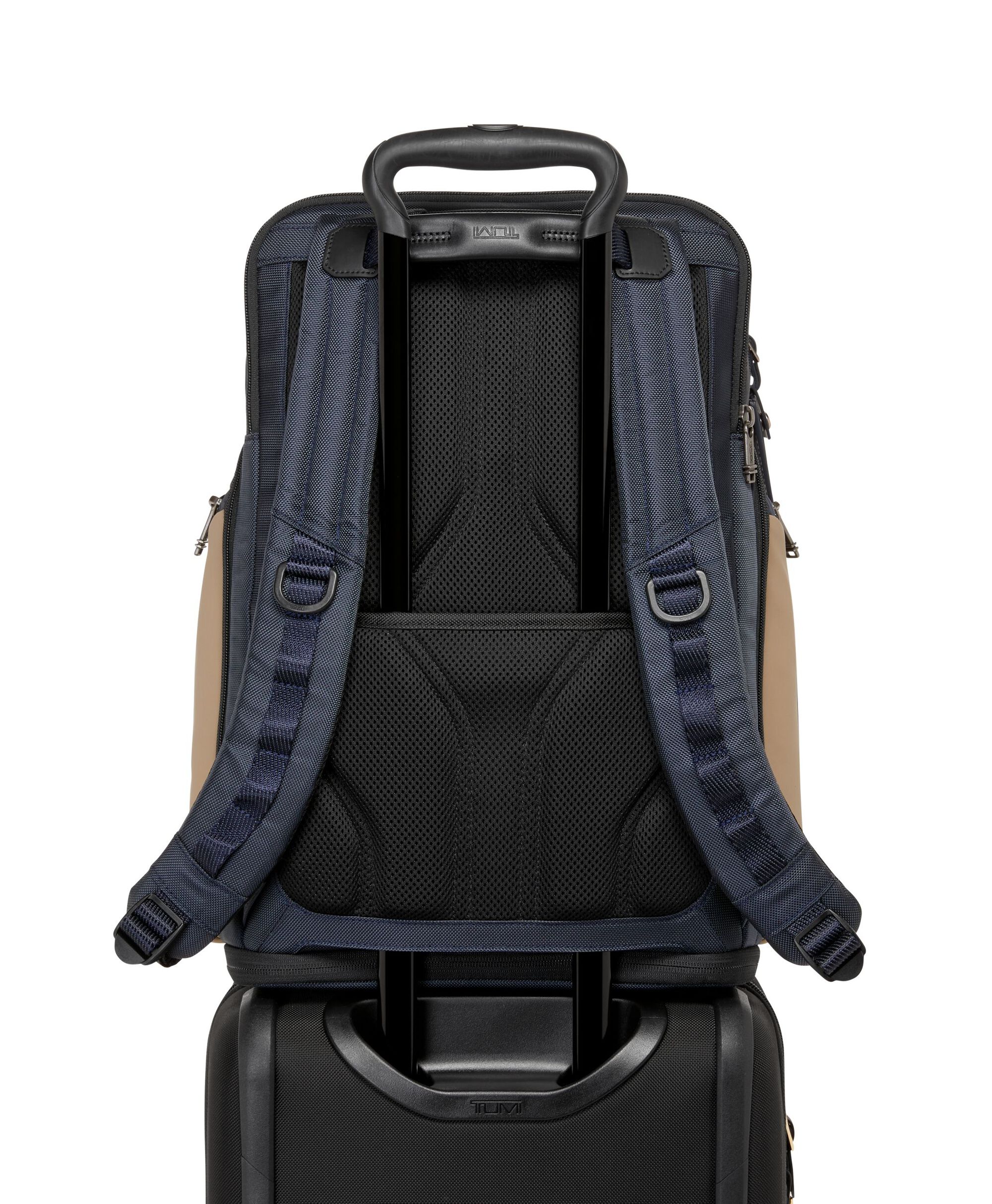 Tumi ALPHA BRAVO NOMADIC BACKPACK | TUMI Indonesia