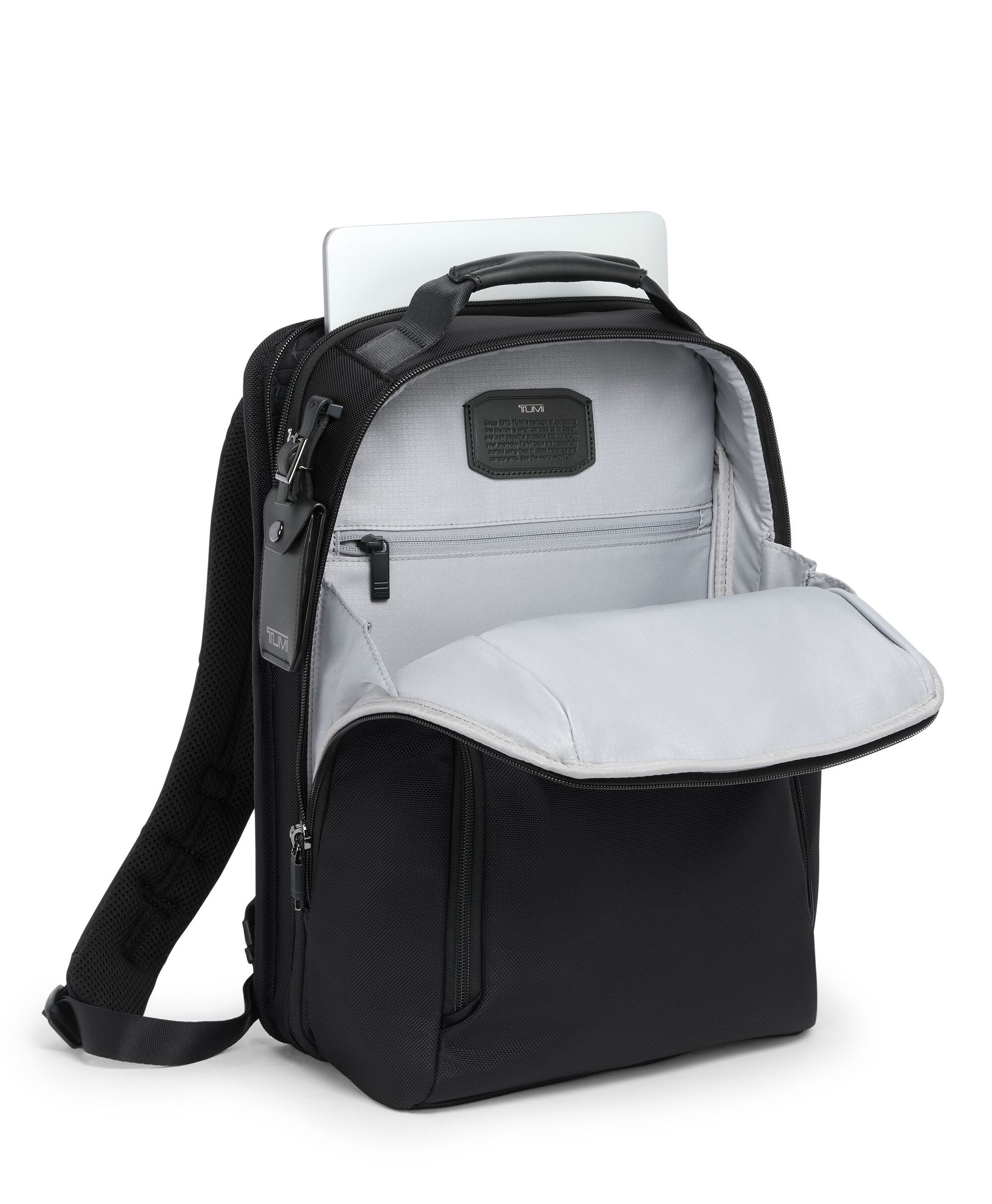 Medium 15" Expandable Backpack BLACK Original | TUMI Indonesia